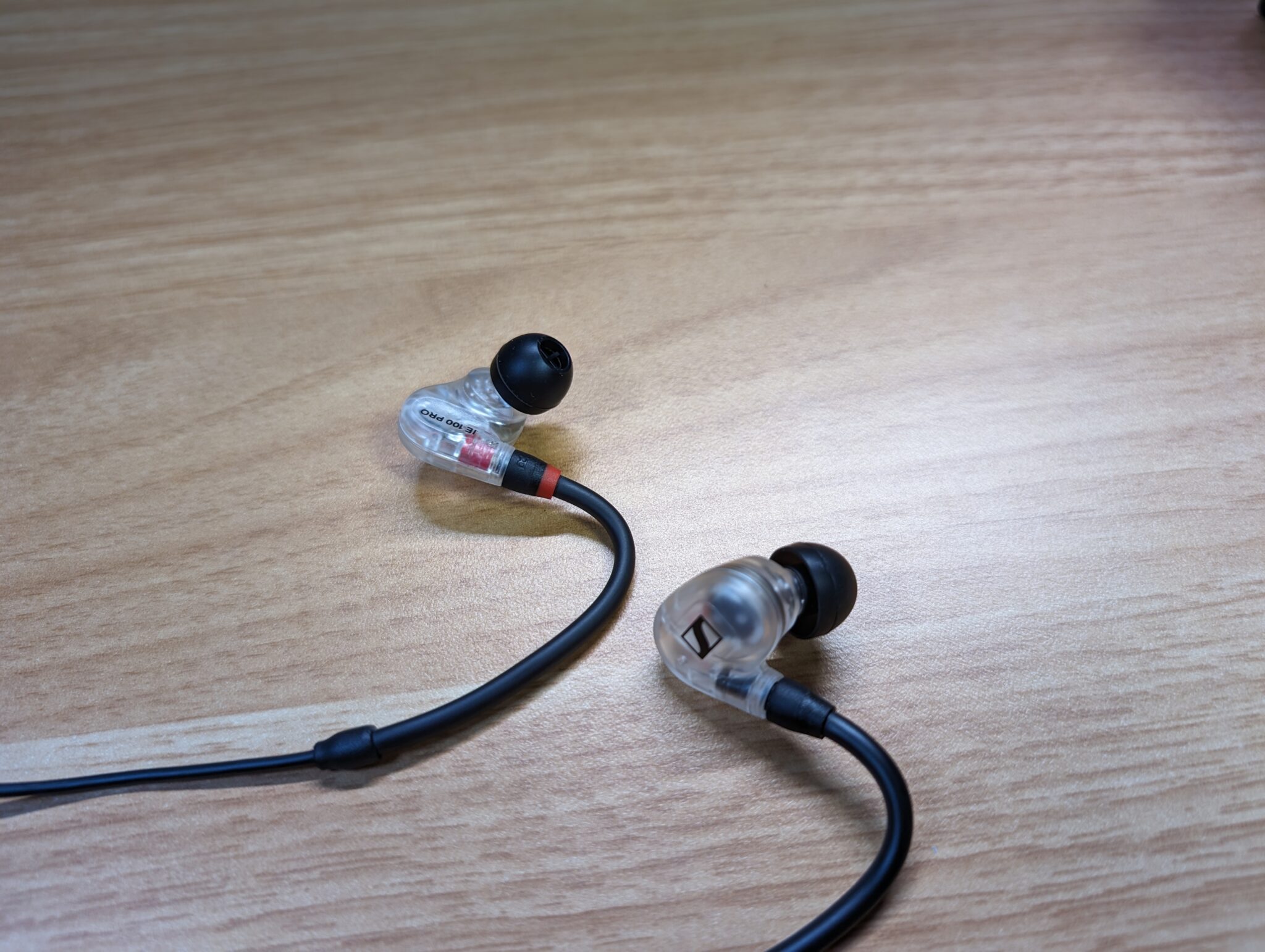 【SENNHEISER IE100 PRO】FPSゲーマーレビュー 性能は良いけどFPS特化というわけではない | のんたびのガジェットブログ